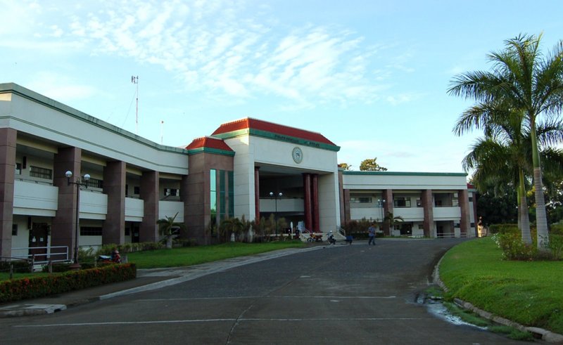 File:Davao del sur provincial capitol building.jpg - Philippines