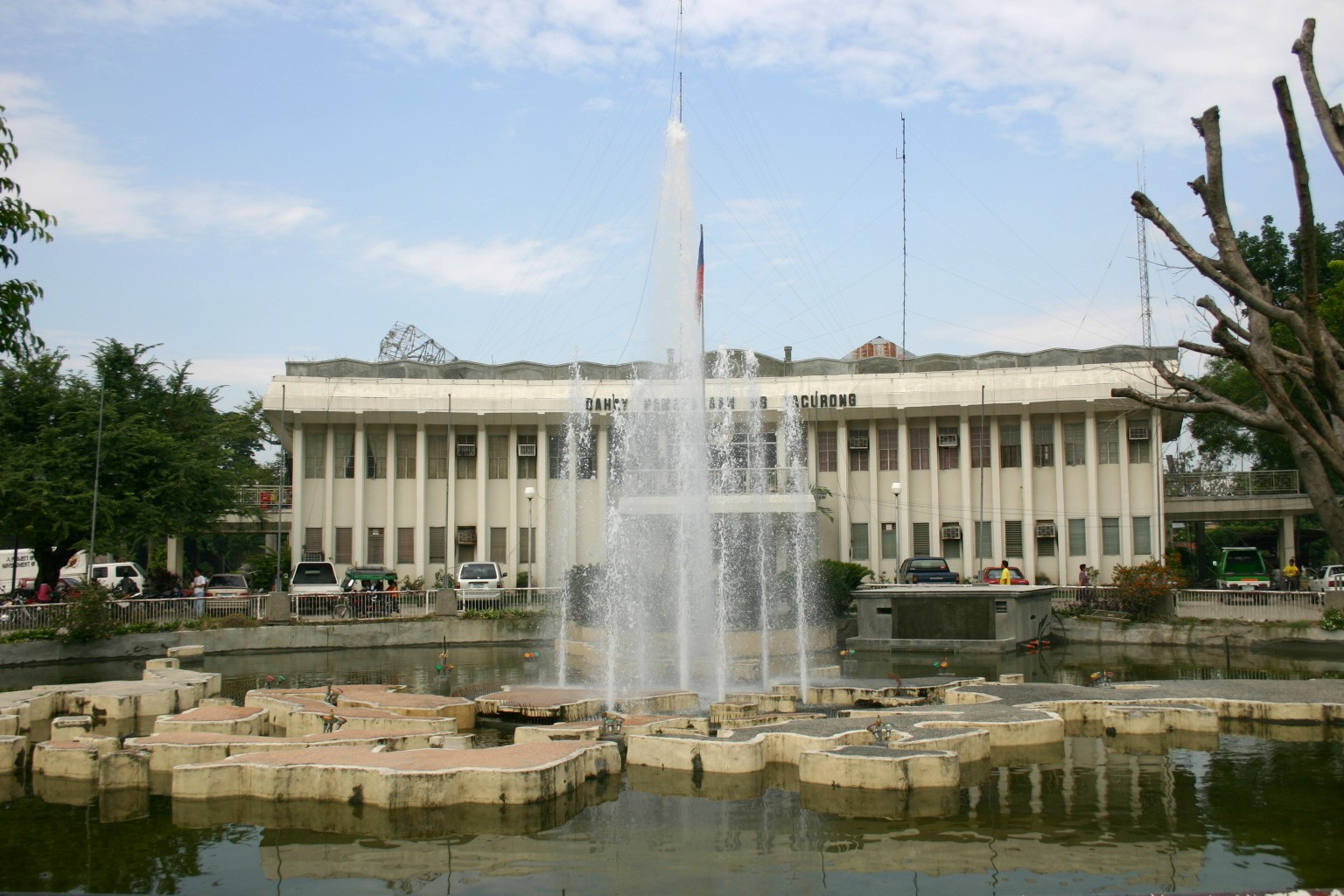 File:Tacurong city hall 3.JPG - Philippines
